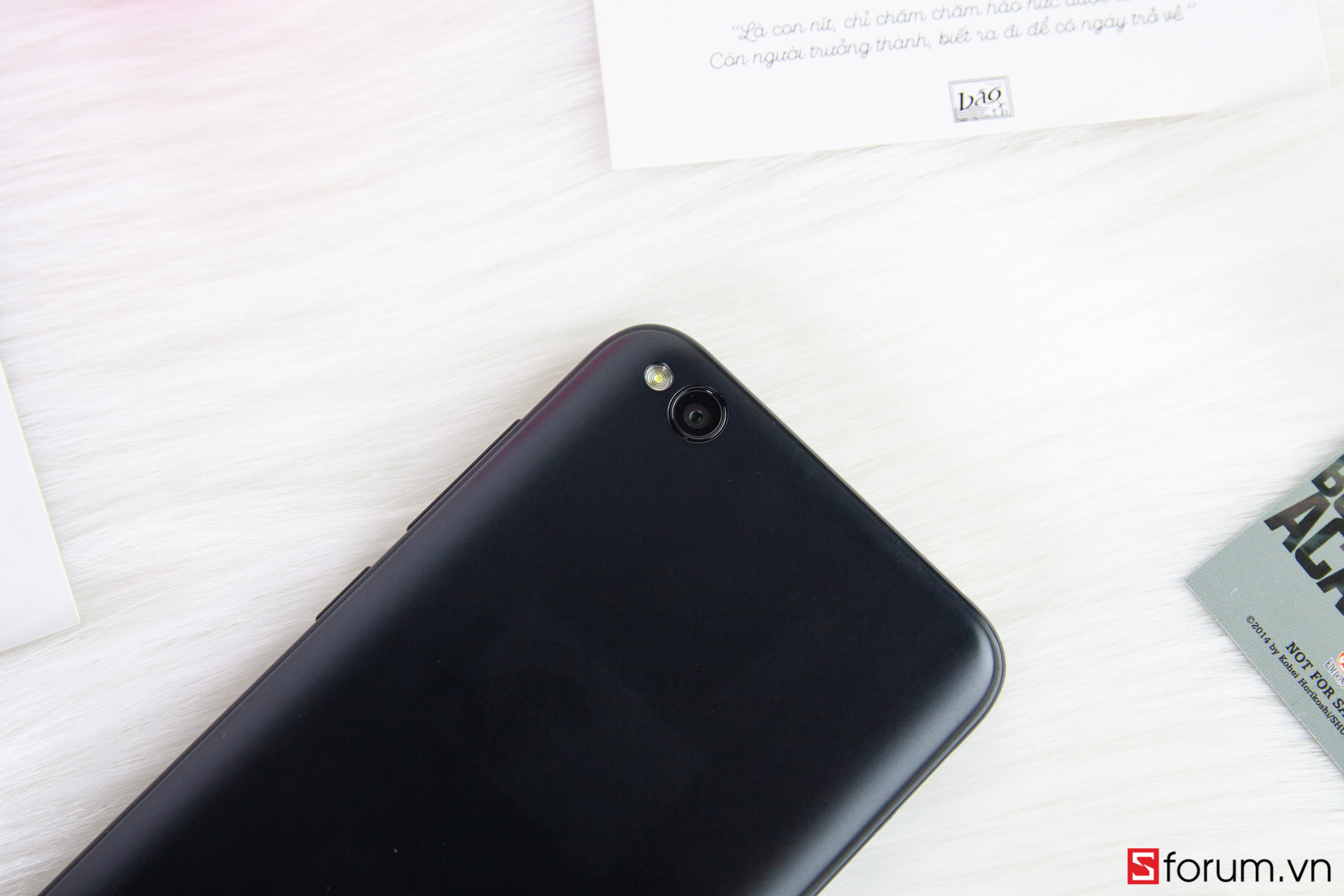 Trên tay Redmi Go: RAM 1GB, ROM 8GB, Snapdragon 425, màn hình 5 inch HD ...