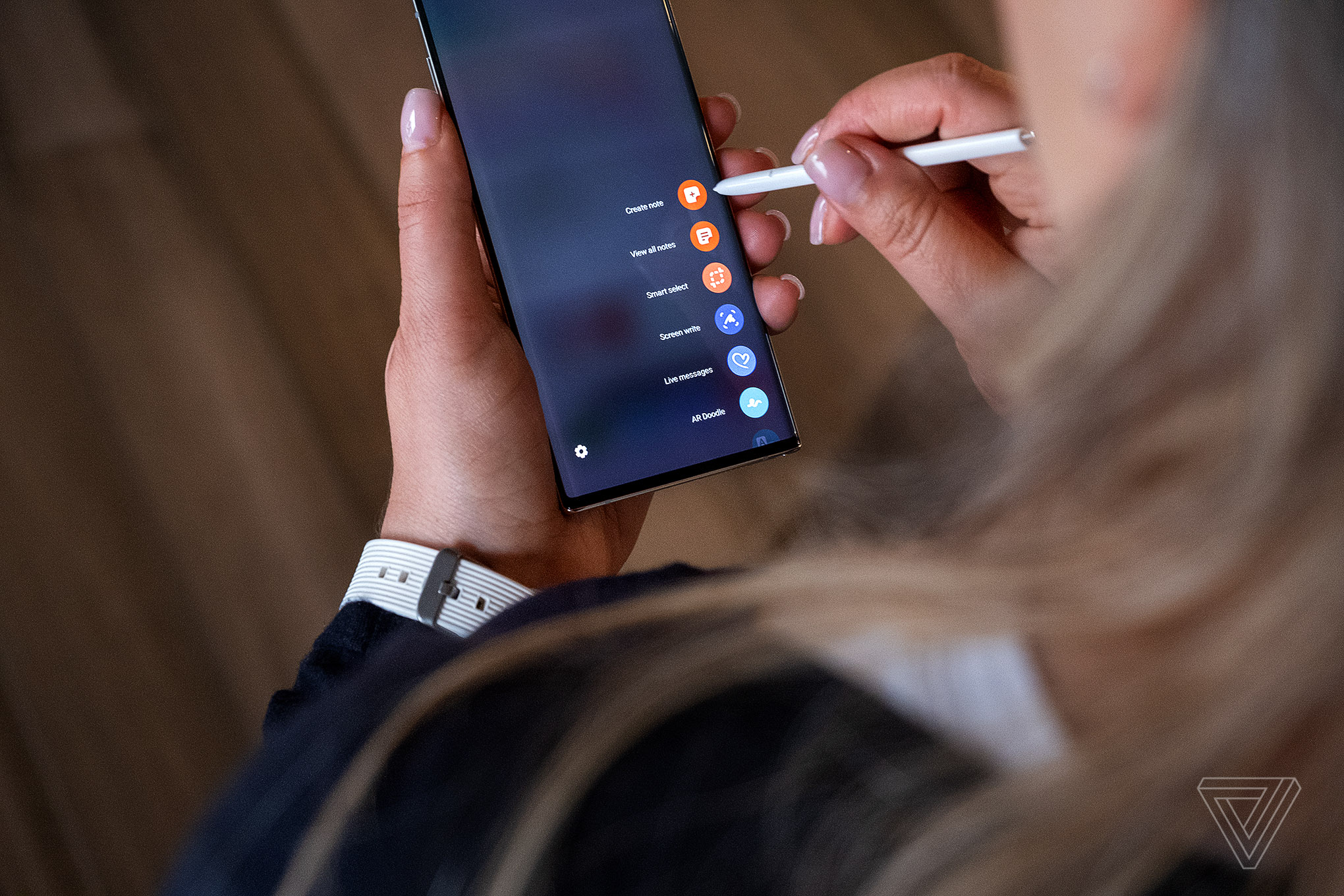 Tổng hợp 10 điểm nhấn của sự kiện ra mắt Galaxy Note 10: Sân khấu hoành ...
